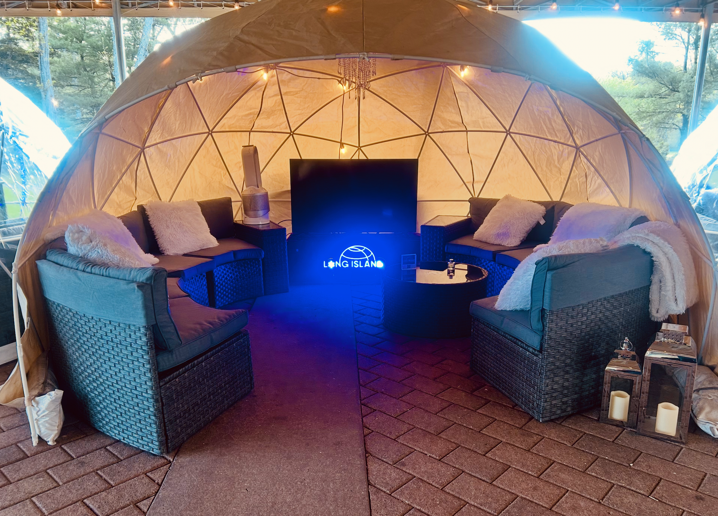 Summer Igloo Rentals | Outdoor Lounge Domes for Events, Dining & Pop-Ups